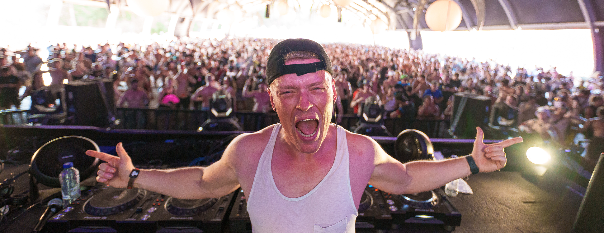 Neroz' E.M.P. Album: Unleashing the Power of Raw Hardstyle | Scantraxx